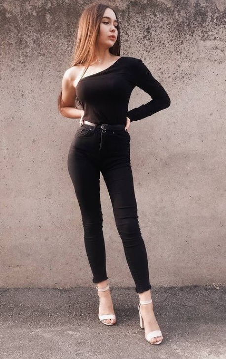 Polina from (Ukraine), 23 years old -ID 106354