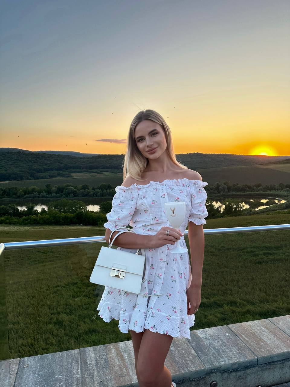 Alexandra from (Ukraine), 24 years old -ID 107509