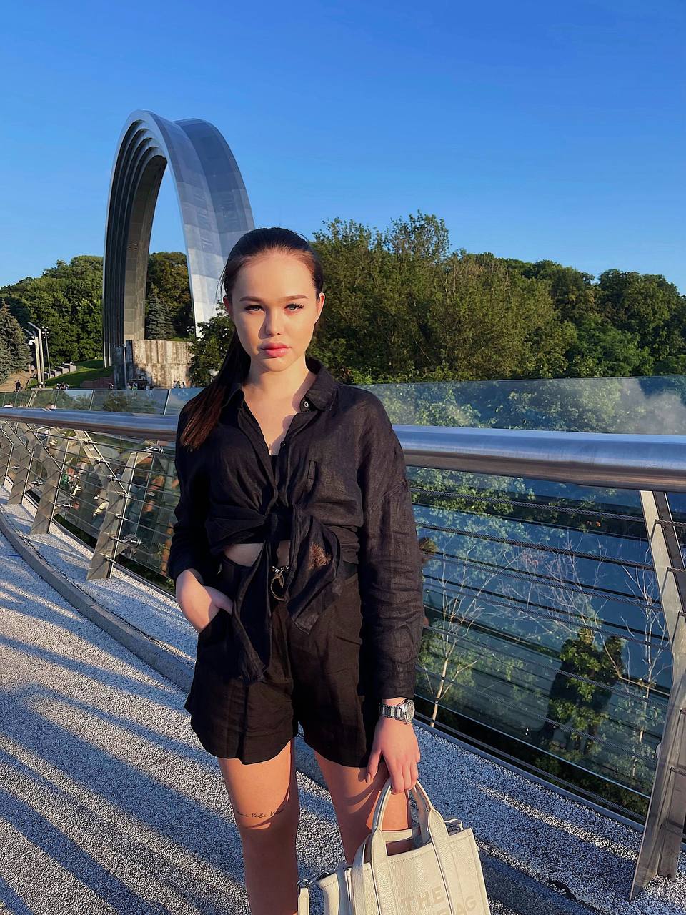 Vikochka from (Ukraine), 22 years old -ID 107727